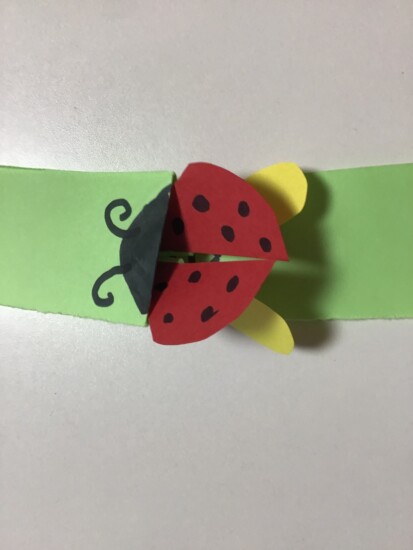 6月のACは Flapping Lady bug craft | レインボー英語教室